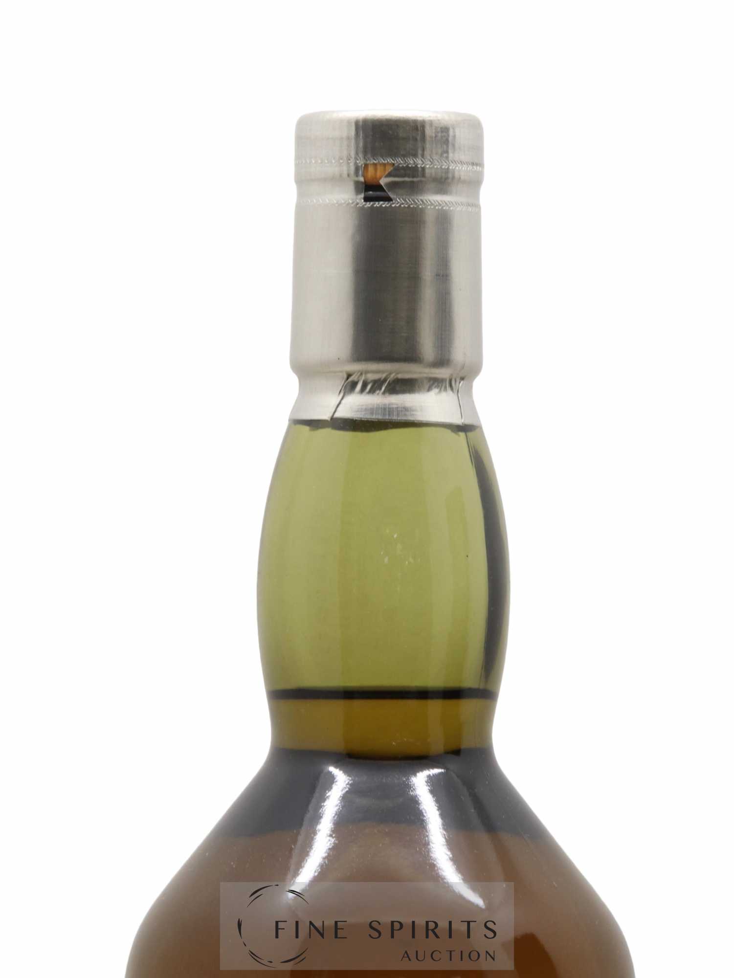 Acheter Port Ellen 32 years 1979 Of. 11th Release Natural Cask Strength ...