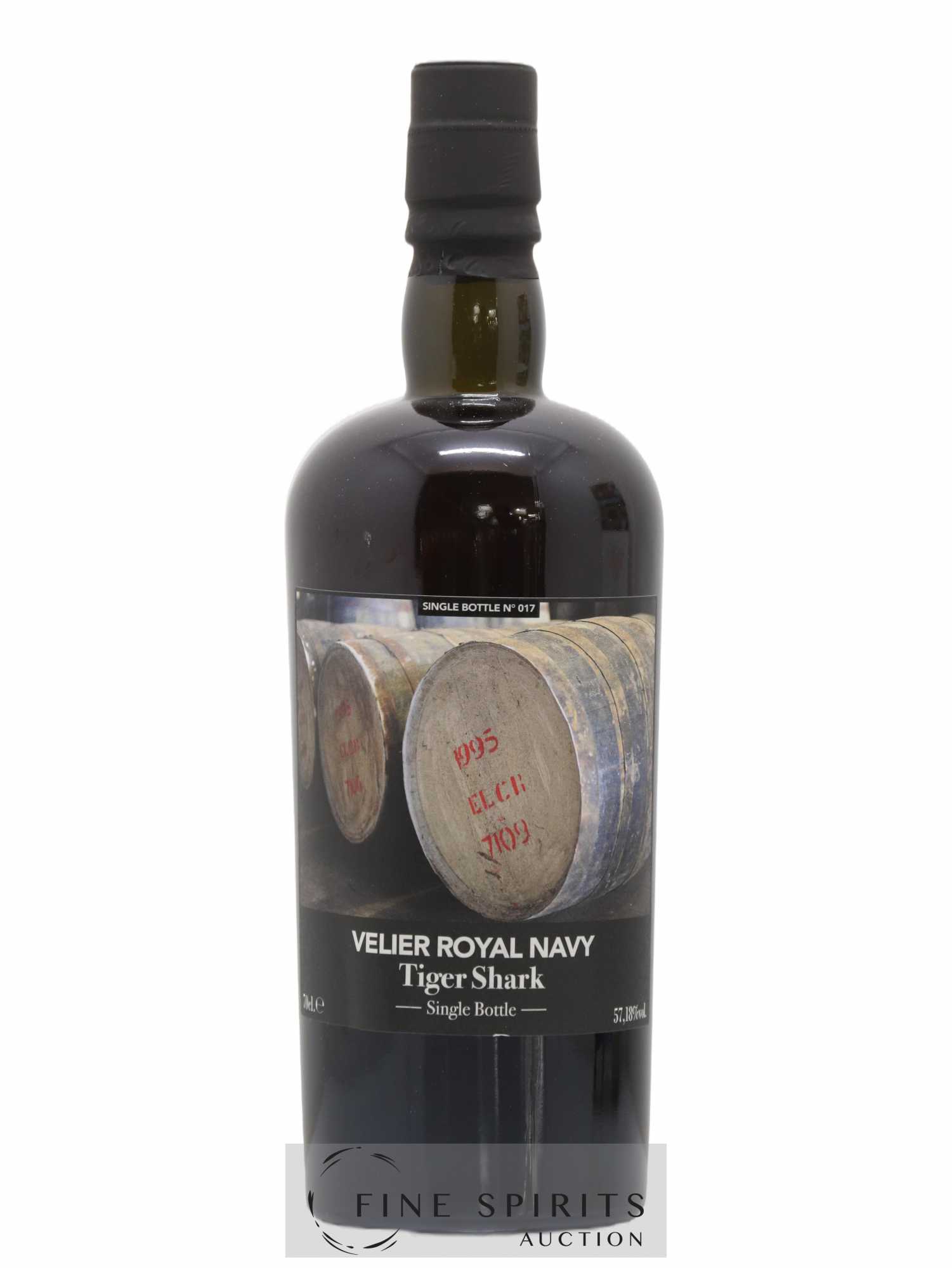 Acheter Velier Royal Navy Of. Tiger Shark - Single Bottle - First ...