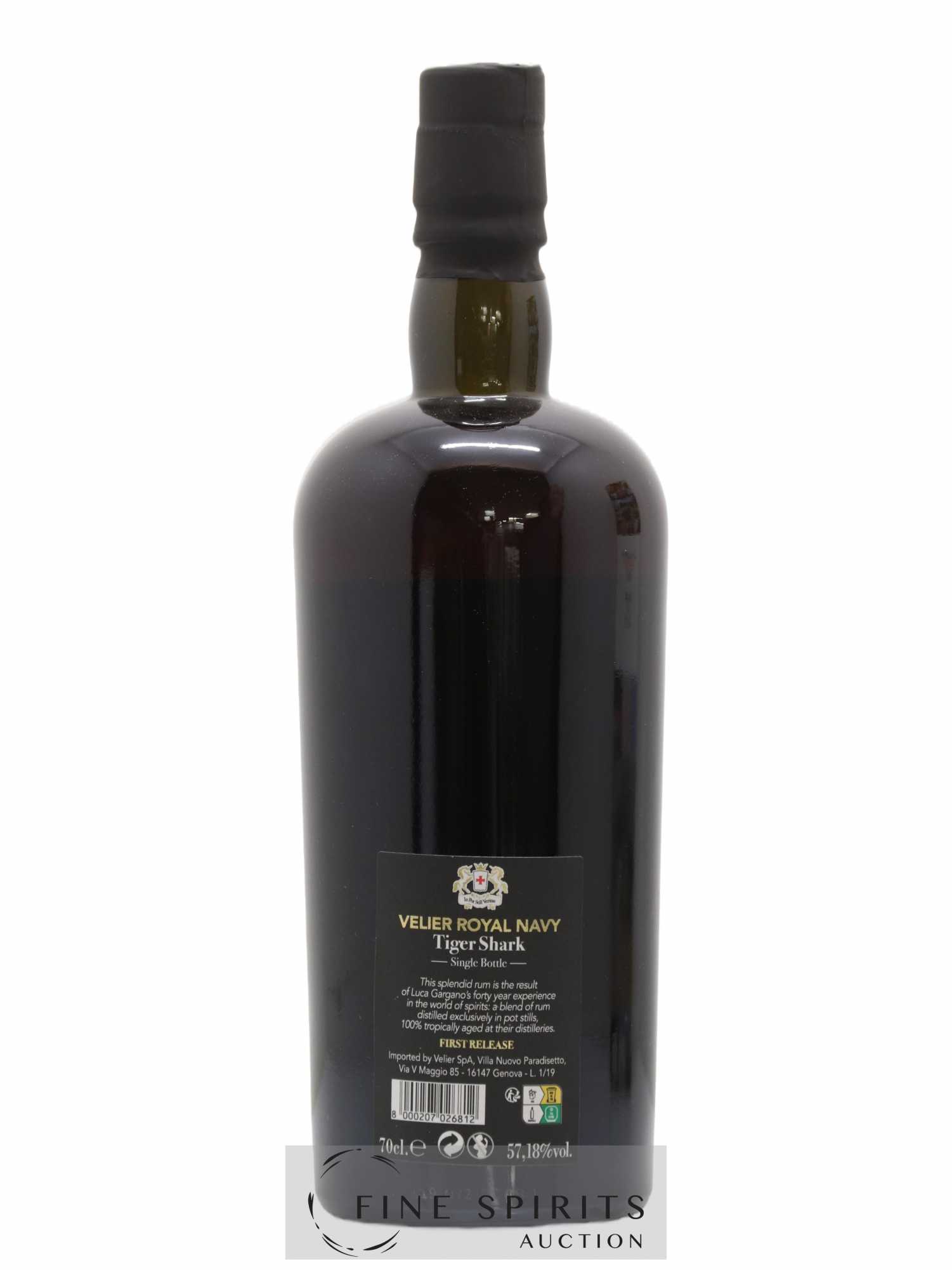 Acheter Velier Royal Navy Of. Tiger Shark - Single Bottle - First ...