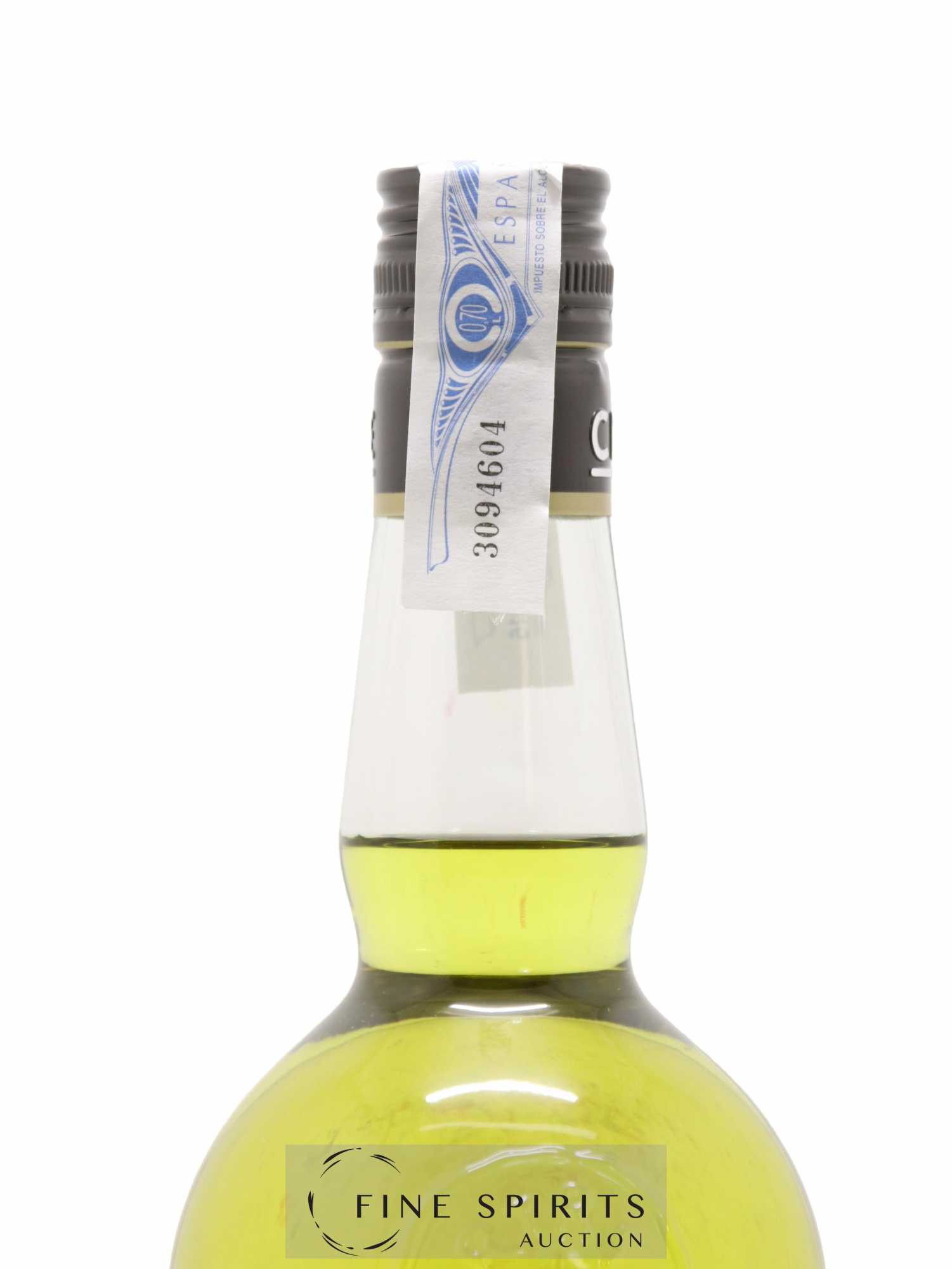 Buy Chartreuse Of. Tau Mise 2020 (lot: 436)