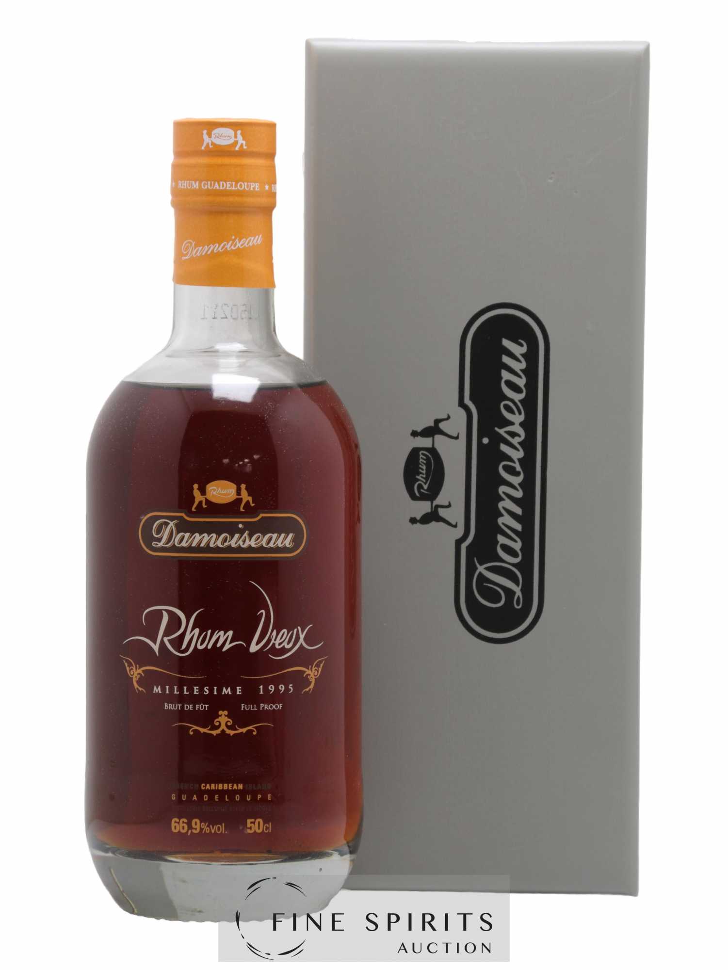Acheter Damoiseau 1995 Of. Full Proof bottled 2010 (lot: 1312)