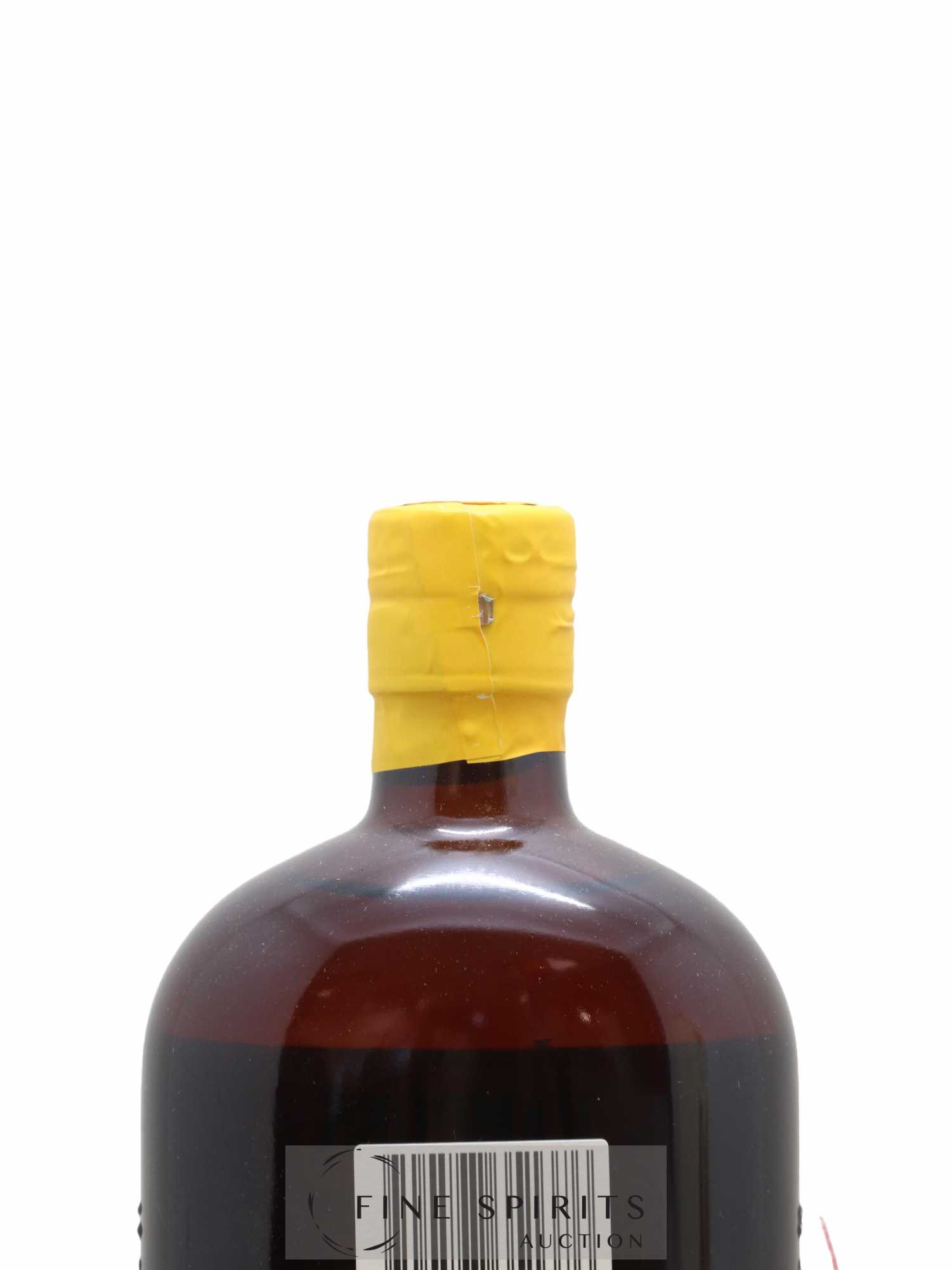 Buy Hampden 10 years 2010 Velier C.H Pot Still Distillation - bottled ...