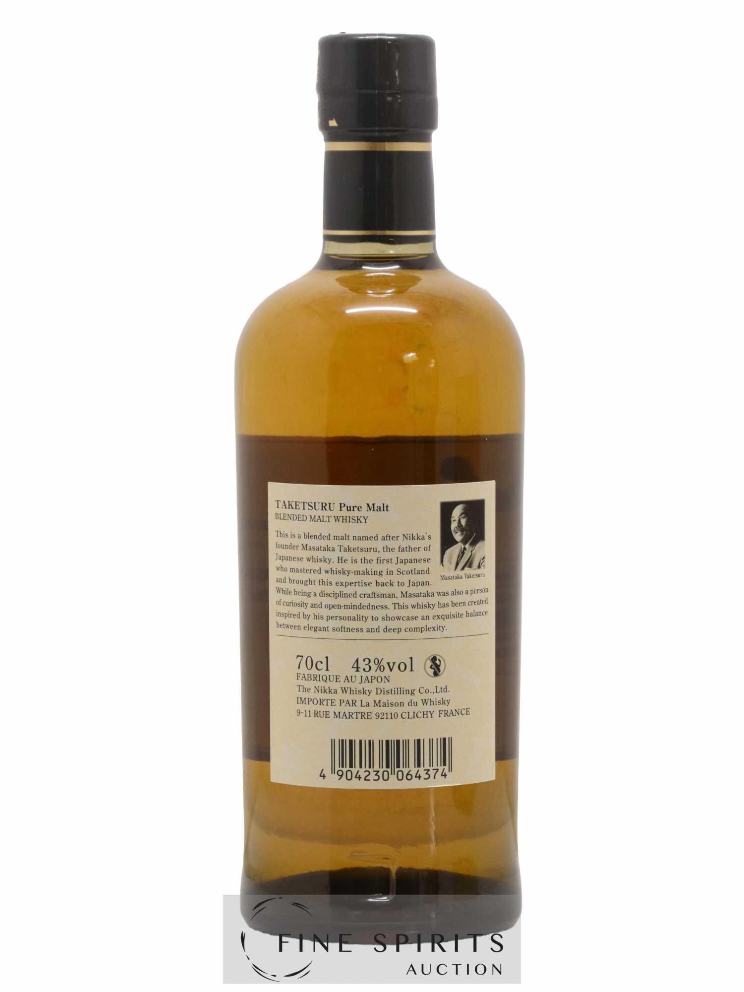 Acheter Taketsuru Of. Pure Malt Black label Nikka Whisky (lot: 2229)